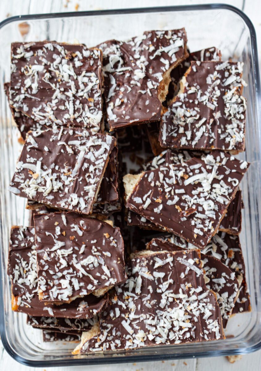 Saltine Cracker Toffee (with Coconut) – Midwexican